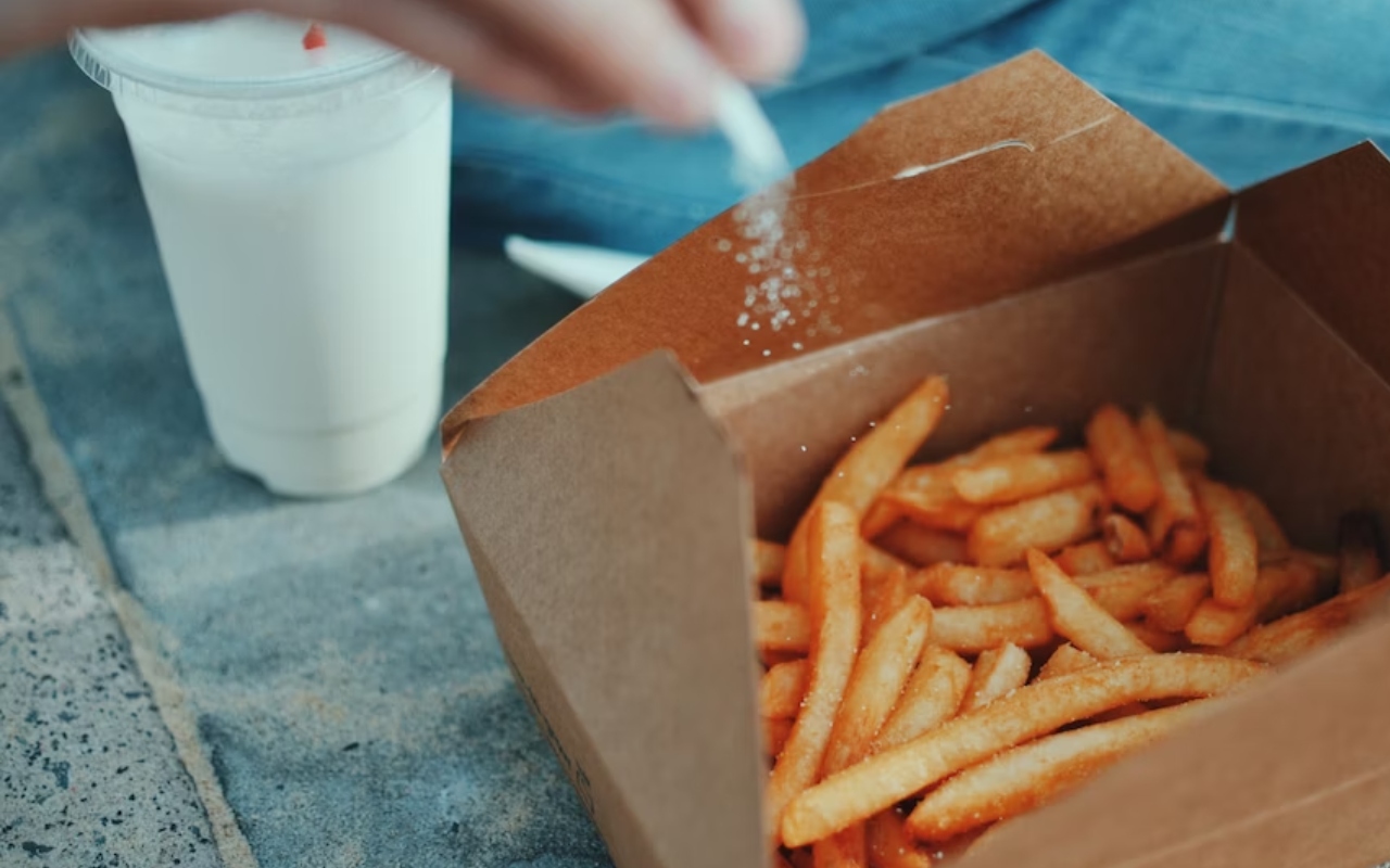 Eating too much salt side effects