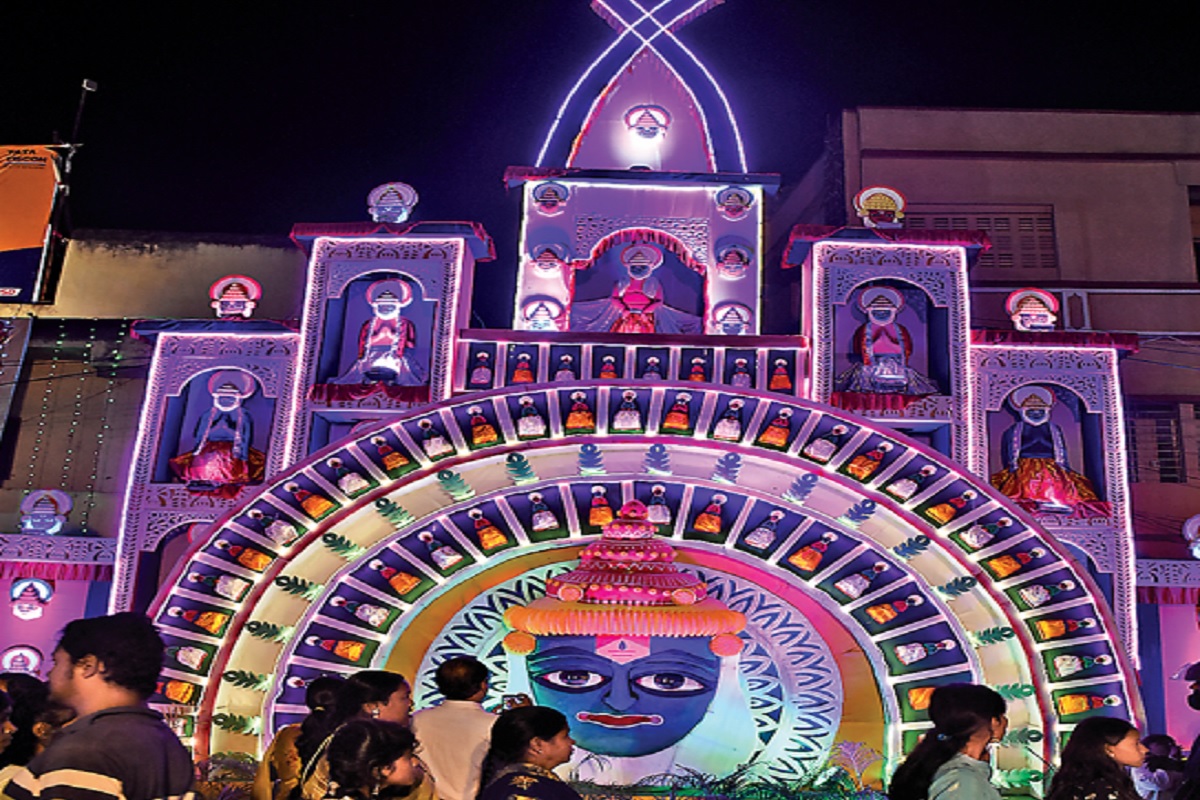 ranchi durga puja pandal photo see the decorations of here