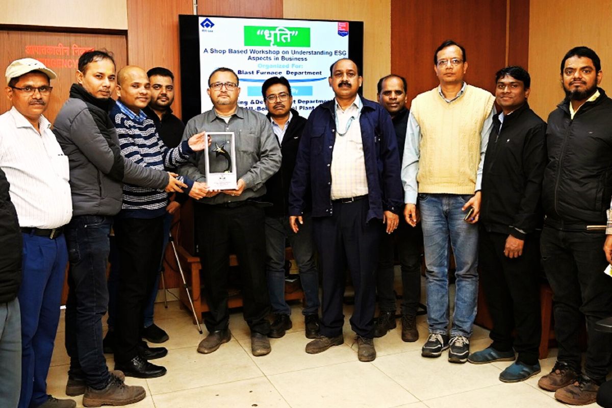 Bokaro News: बीएसएल ब्लास्ट फर्नेस विभाग ने जागरूकता के लिए शुरू की इएसजी सिद्धांतों पर ...