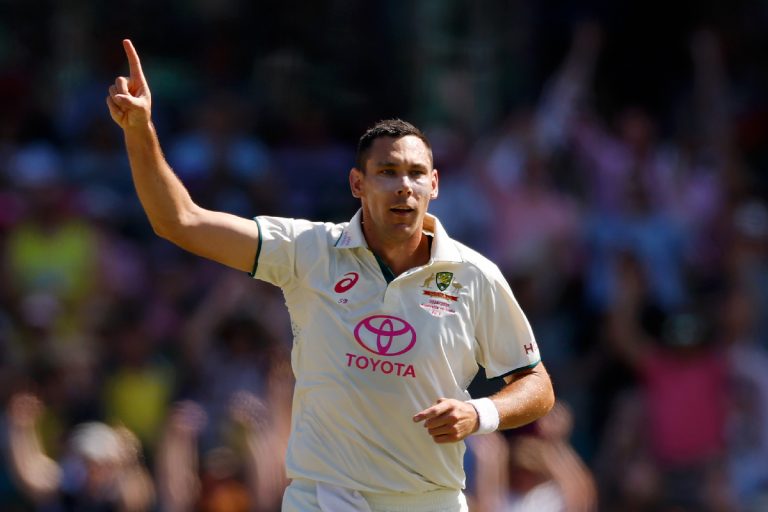 कौन हैं ट्राइबल्स के 'रोल मॉडल' स्कॉट बोलैंड, गिलेस्पी के बाद ...