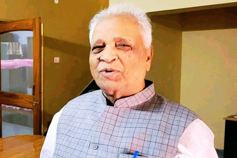 झारखंड कांग्रेस के वरिष्ठ नेता चंद्रशेखर दुबे उर्फ ददई दुबे नहीं रहे ...