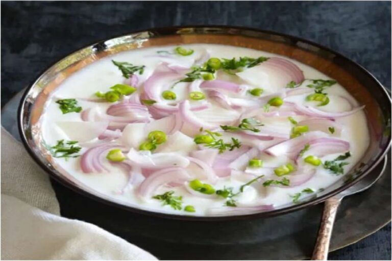 Dahi Pyaaz ki Recipe: झटपट बनाएं यह हेल्दी और टेस्टी दही-प्याज की रेसिपी