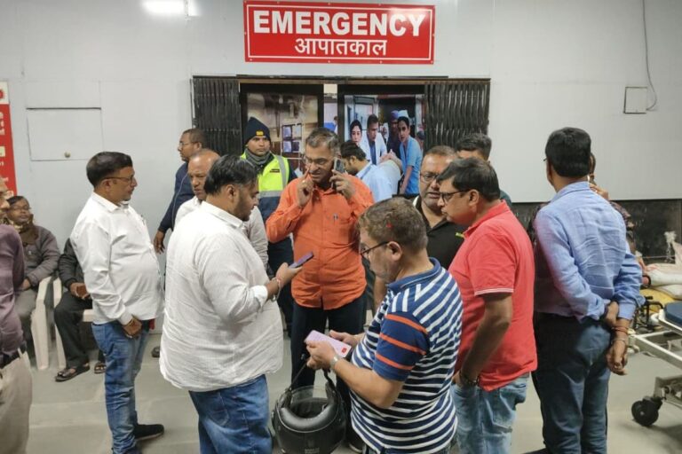 Dhanbad Crime News: धनबाद में फायरिंग! खाद्यान्न व्यवसायी को लगी गोली ...